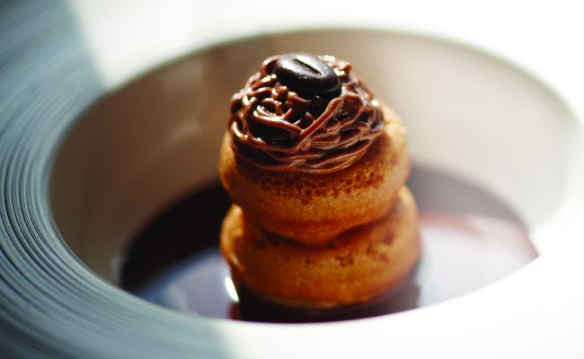 How to Make Cinnamon and Chocolate Mini Baba | Tatler Asia