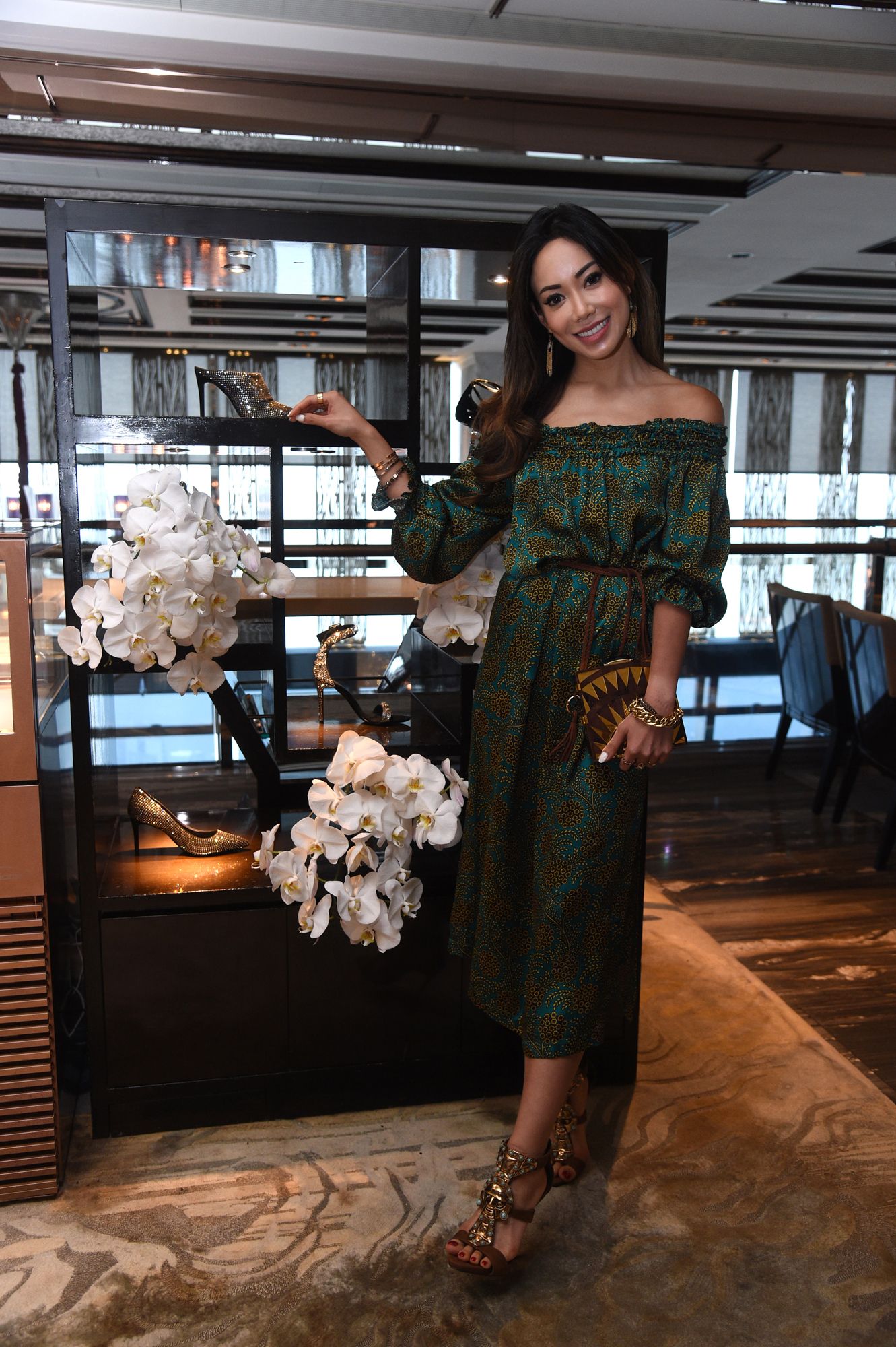 Giuseppe Zanotti's 'In Love with Dazzling Beauty' Afternoon Tea ...