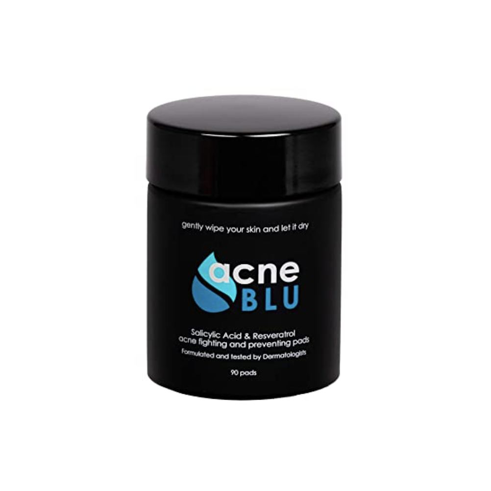 How To Treat Maskne: Dermatologist-Approved Products For Face Mask Acne ...