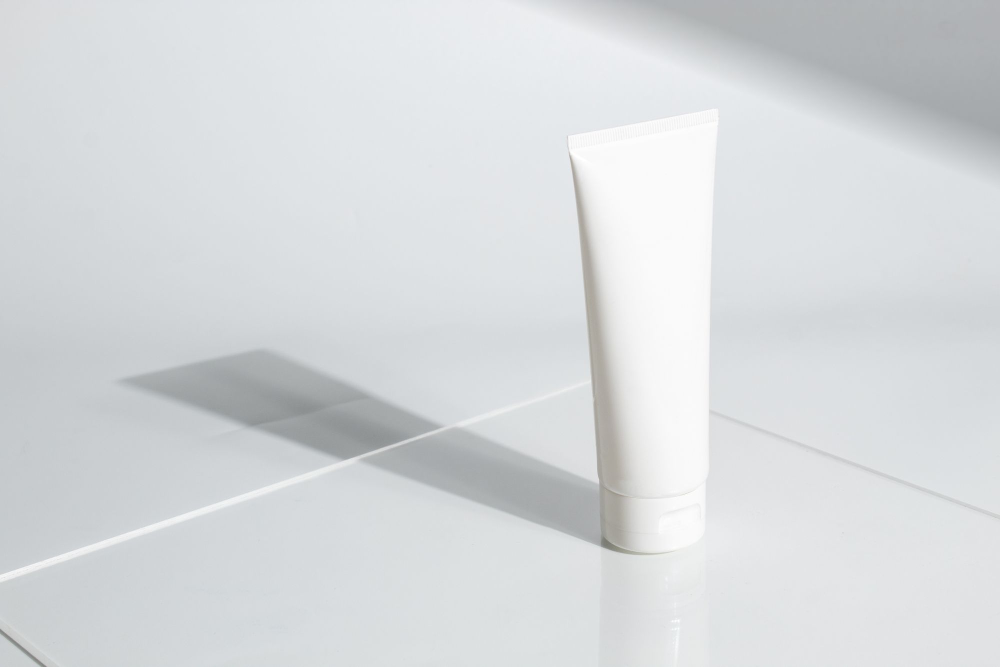 Skincare 101 What Does Blue Light From Screens Do To Your Skin Skincare 101 What Does Blue Light From Screens Do To Your Skin