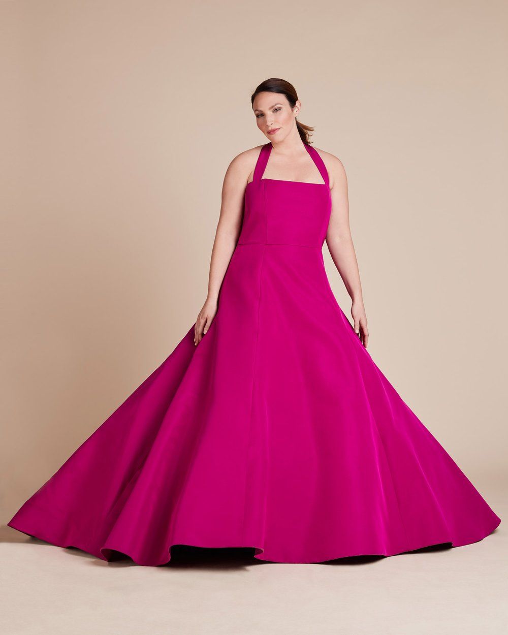 8 Size-Inclusive Designers & Fashion Brands That Are All About Body ...