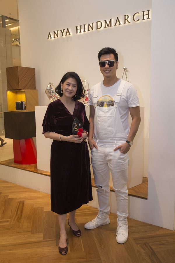 Anya Hindmarch Unveils The Spring Summer 2018 Collection At Its ...