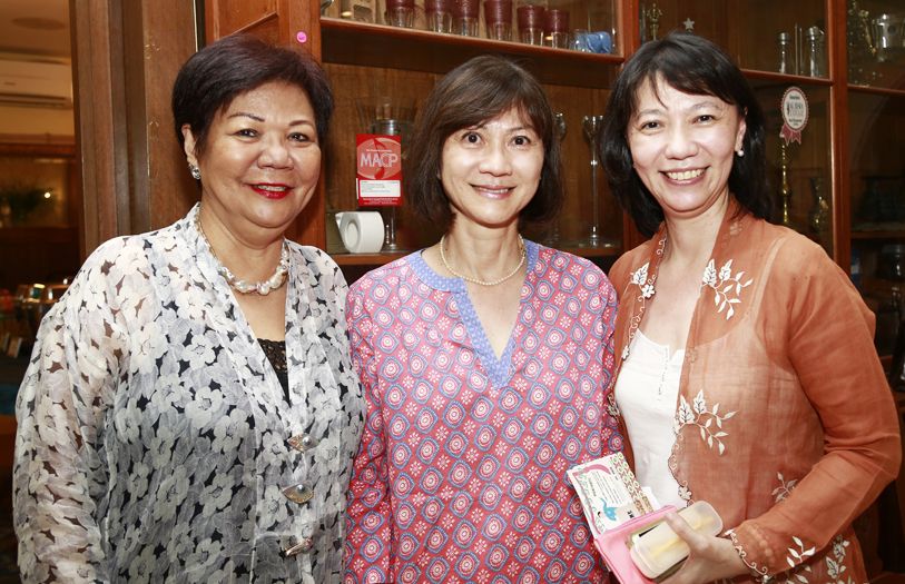 'Meh Kita Joget' by Persatuan Peranakan Baba Nyonya Kuala Lumpur and ...