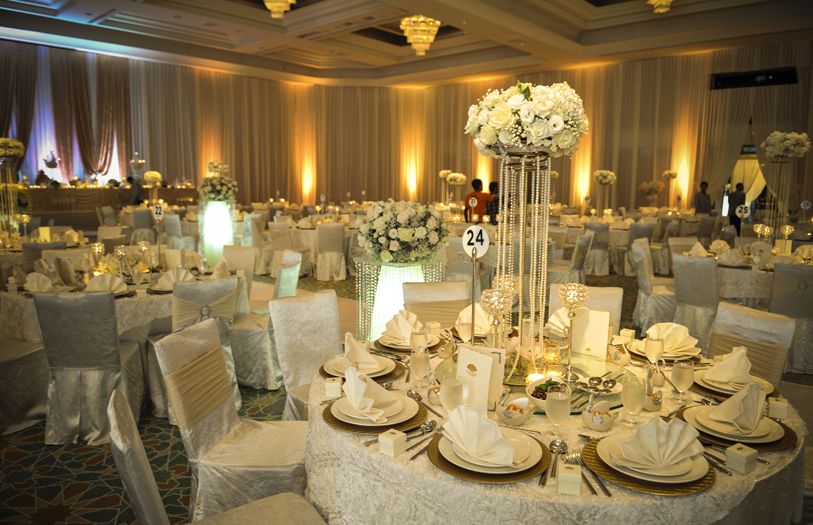 The wedding reception of Tengku Uzzaam Uzairi and Zara Jane Tan ...