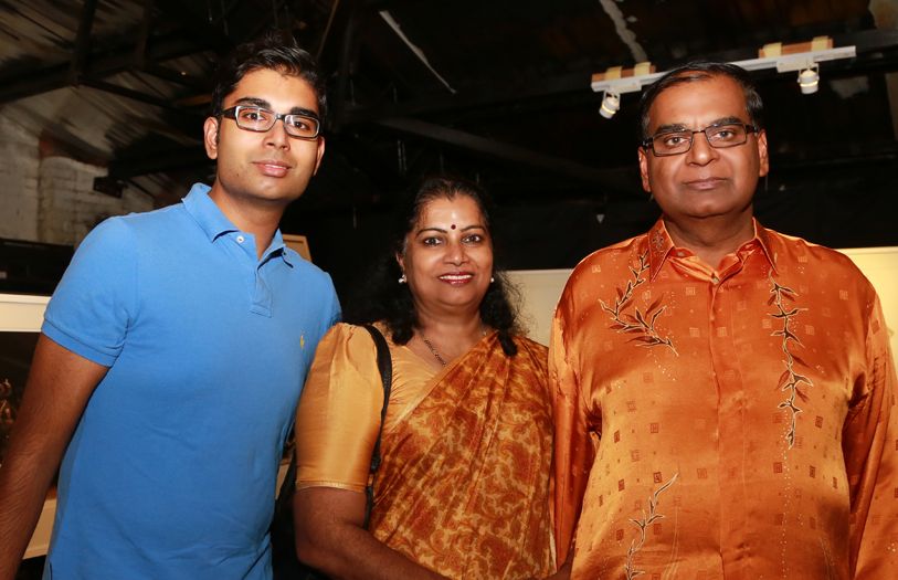 Datuk Ramli Ibrahim and the Sutra Foundation's Krishna (Odissi) Gala ...