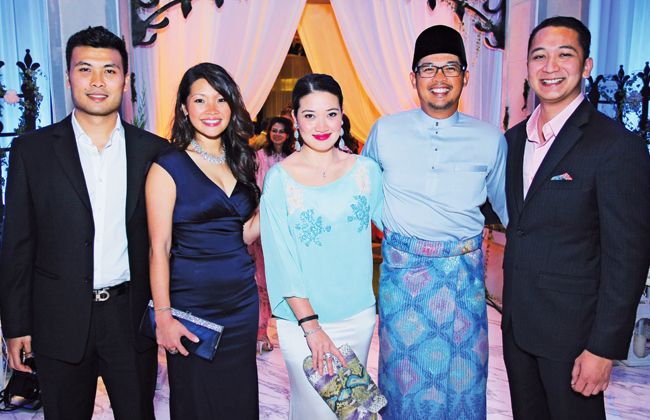 Wedding reception of Mohamad Zam Zalman and Fairunisa Dato’ Sri Hadian ...