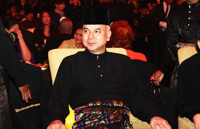 Hafez M Hashim and Liyana Taff toast to love and marriage | Tatler Asia