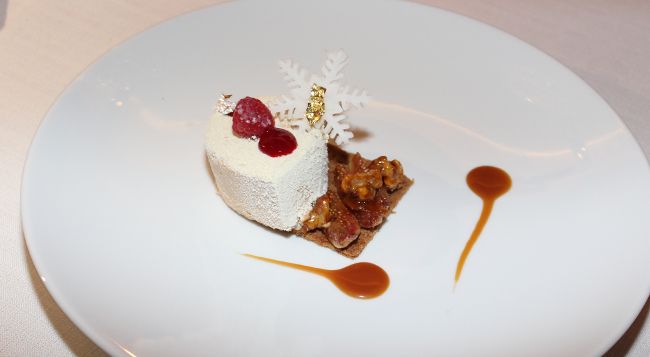 Mandarin Grill celebrates Christmas with a 6-course symphony of festive ...