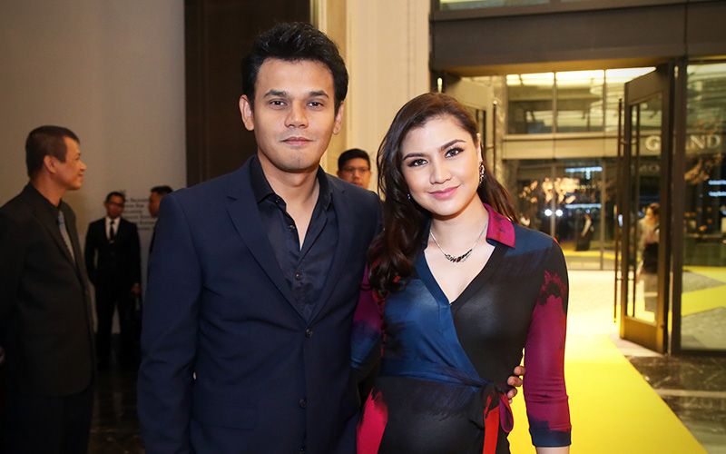 Wedding of Dato' Seri Tengku Baharuddin Sultan Mahmud and To' Puan Seri ...