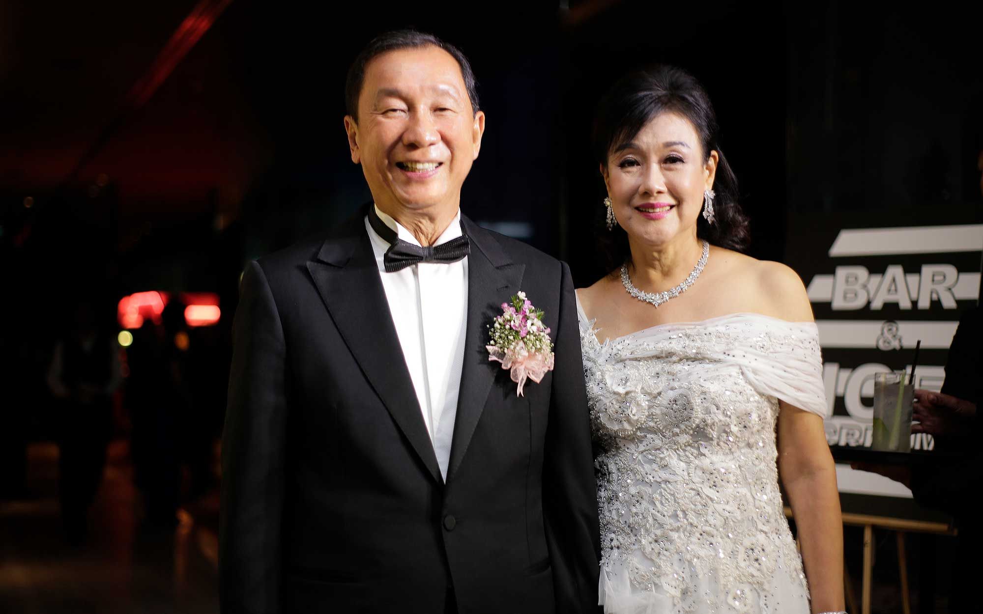 #DionGotMahrried: Longtime Sweethearts Dion Tan and Mah Li-Sheen Get ...