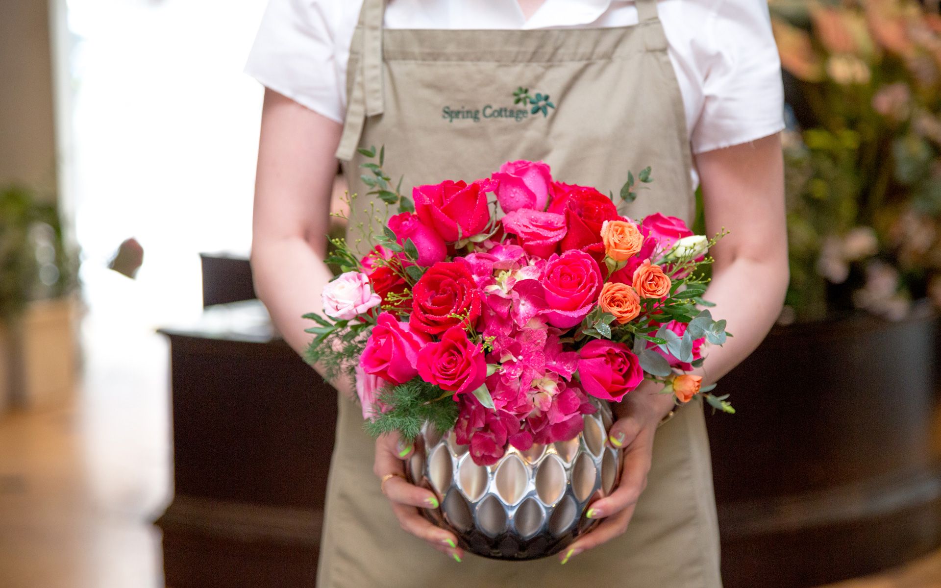 Say It With Flowers: 5 Fun Ways To Get Creative With Floral Gifts ...