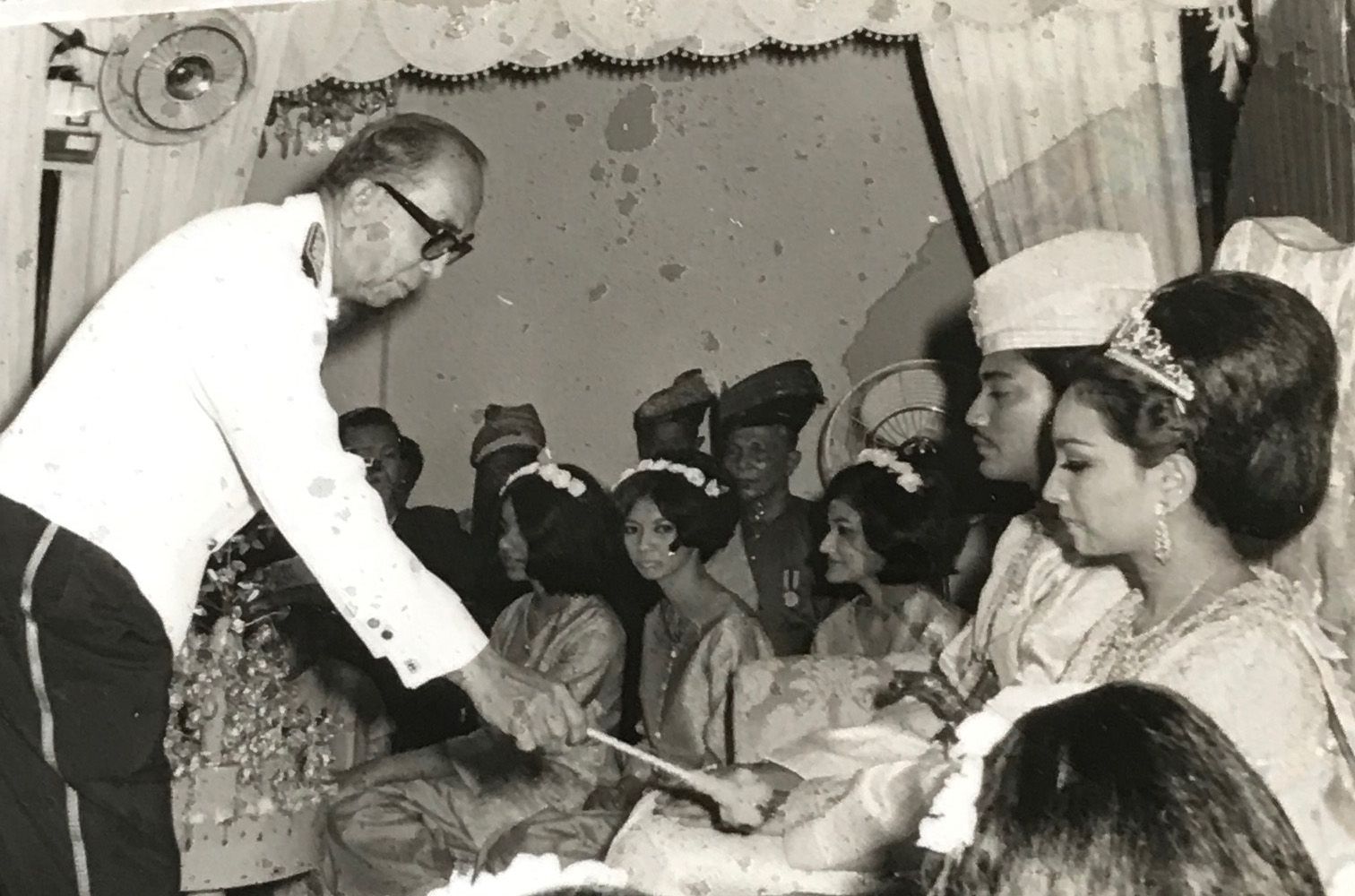 Couple Spotlight: 50 Years Of Love With Tunku Dara Naquiah & Tunku ...