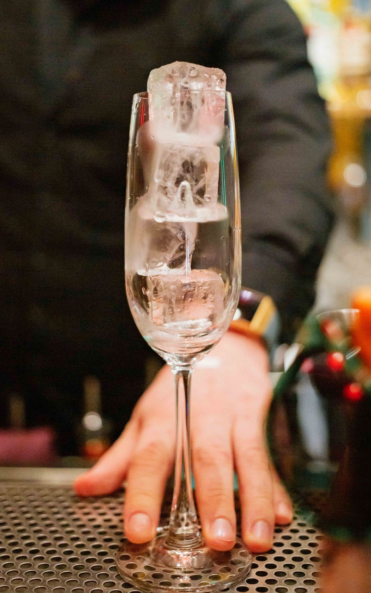 How To Make The Air Mail, A Cocktail Inspired By Postal Services ...