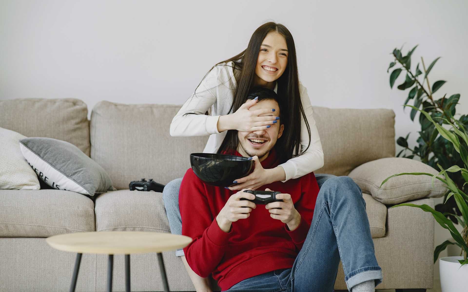 Valentine’s Day 2021: 7 Ideas To Make Your ‘Love Lockdown’ A Little ...