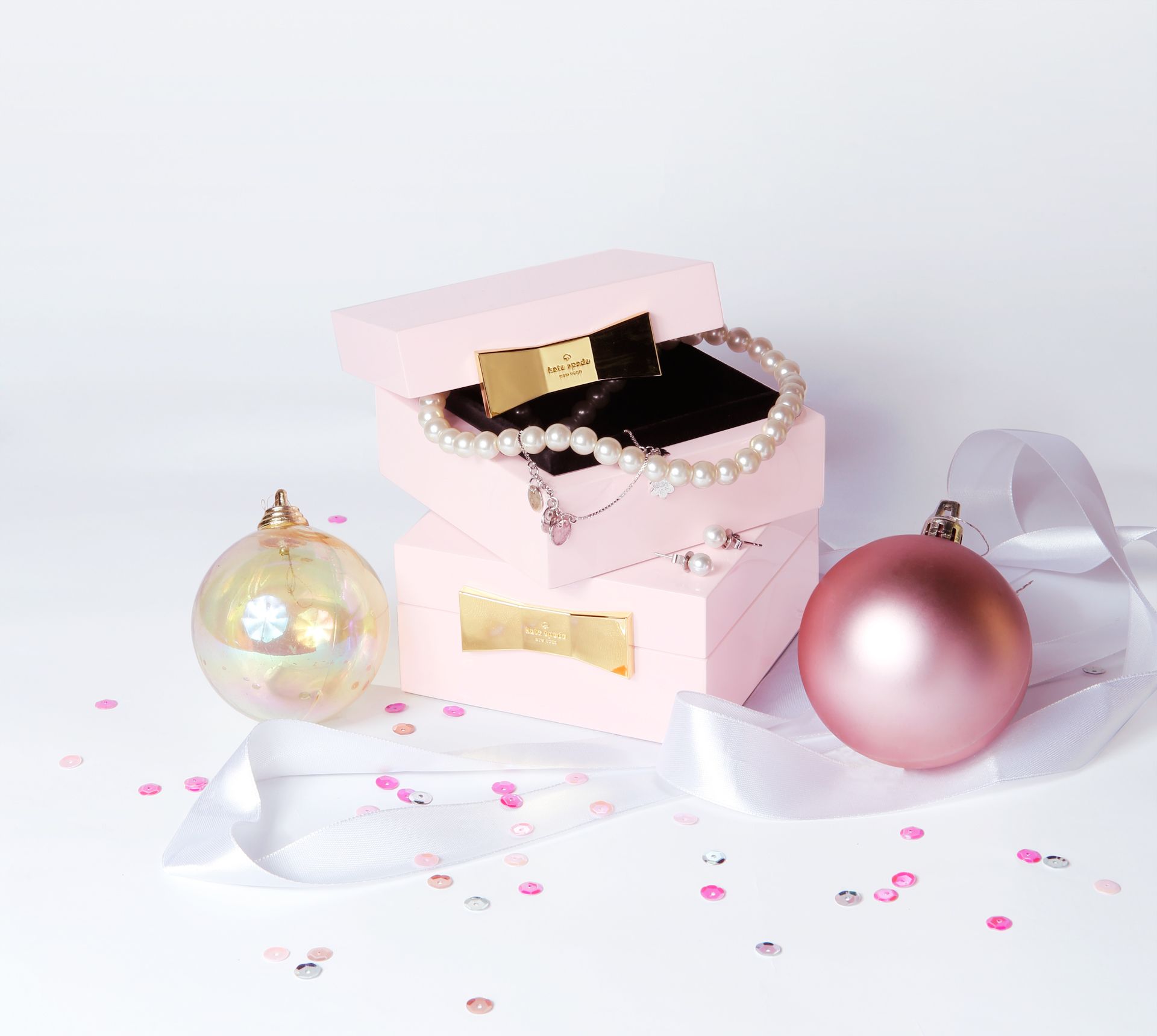 Early Holiday Gifts For Beauty Addicts | Tatler Asia