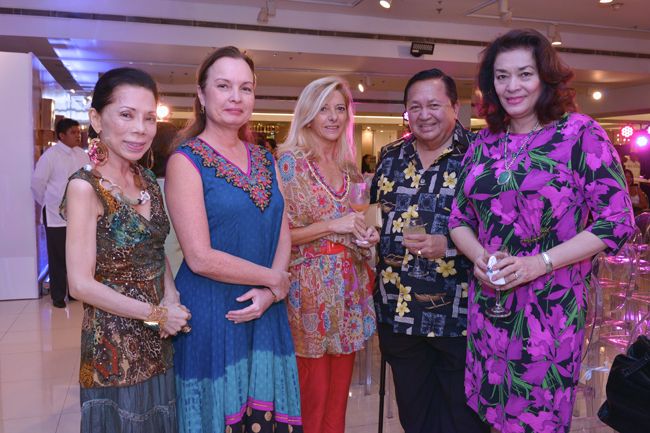 Redefining Filipiniana: Patis Tesoro's Holiday Collection Launch ...