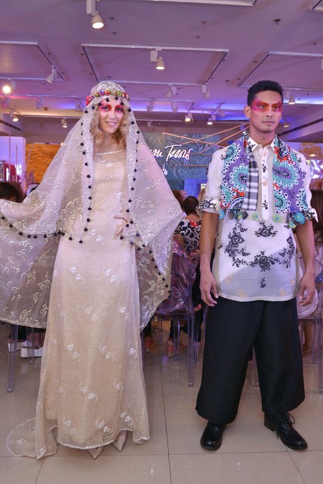 Redefining Filipiniana: Patis Tesoro's Holiday Collection Launch ...
