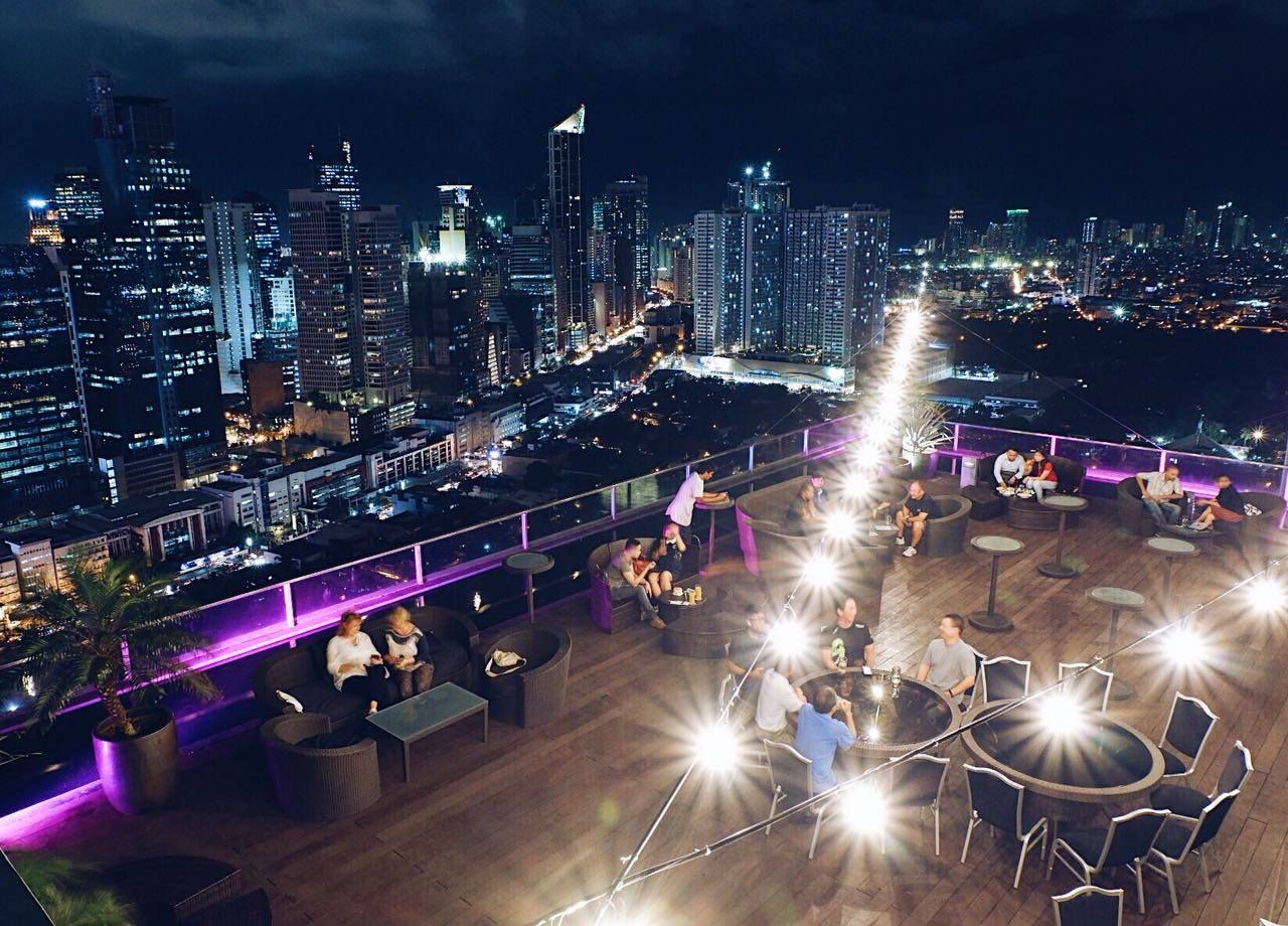 Elevate Your Drinking Experience At These 7 Must-Visit Rooftop Bars ...