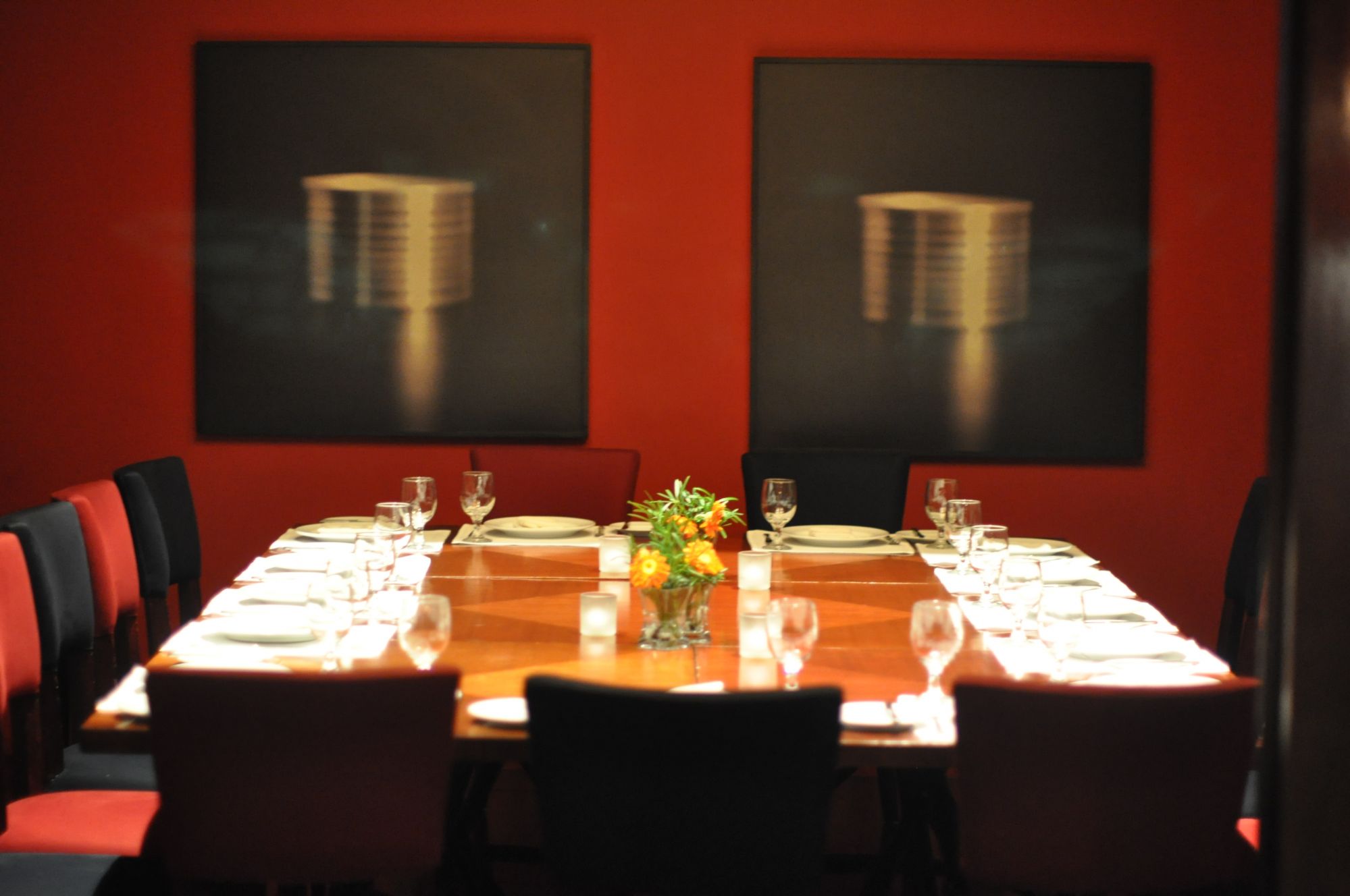 Plan Your Holiday Gatherings At These Oldies But Goodies Restaurants ...