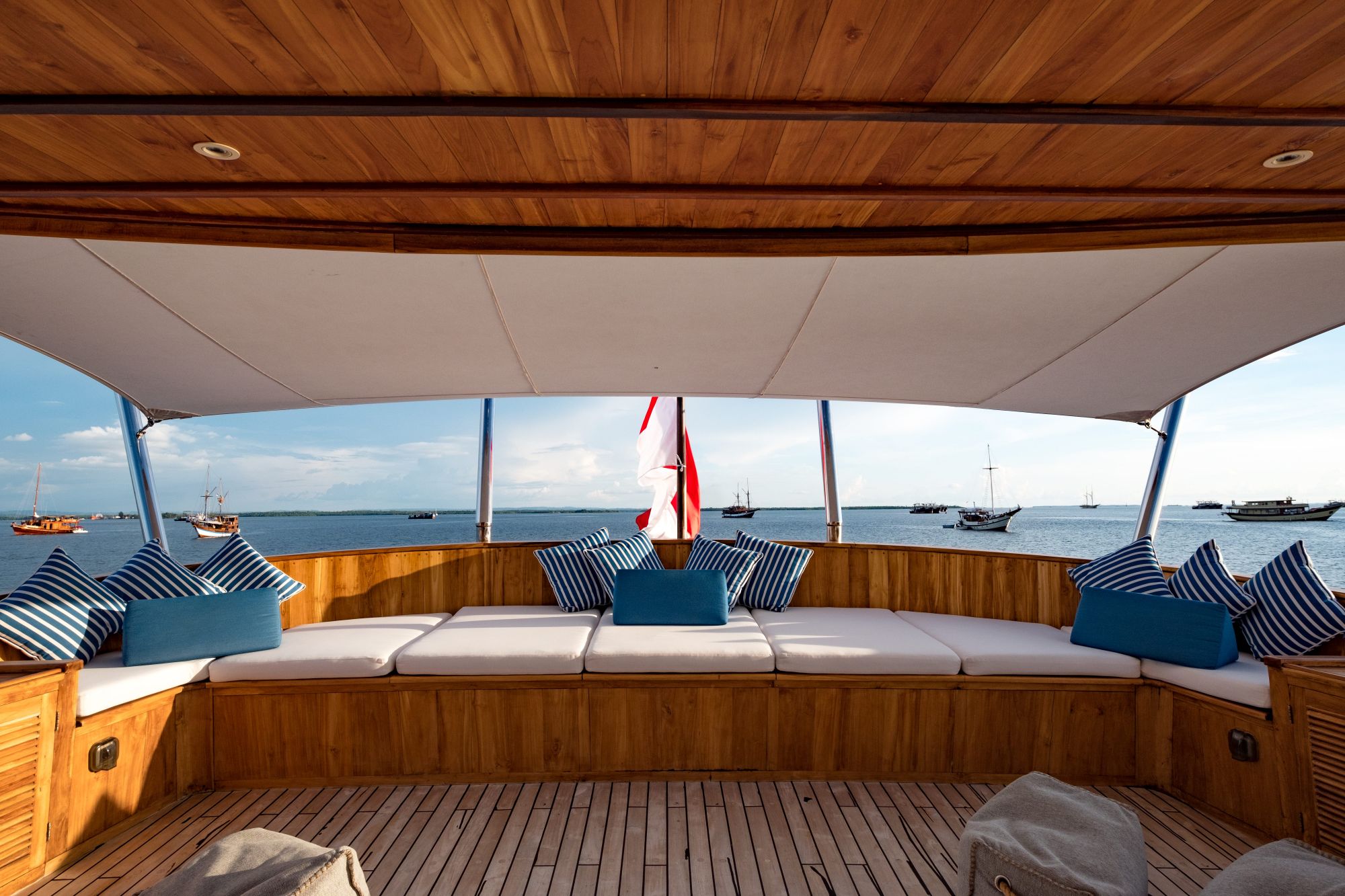 Get To Know The Rascal, A Private Yacht For Off-The-Grid Adventures ...