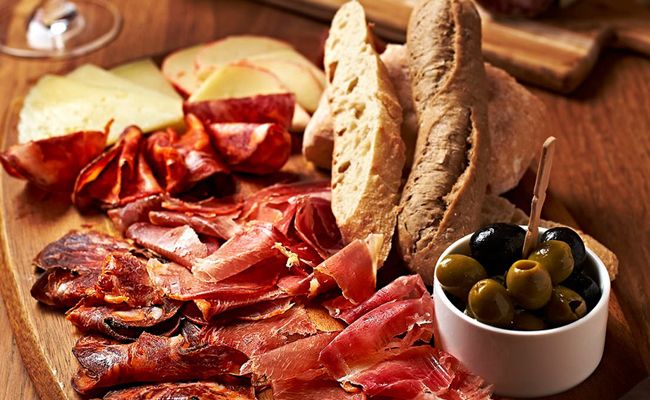 How to carve your own jamón | Tatler Asia