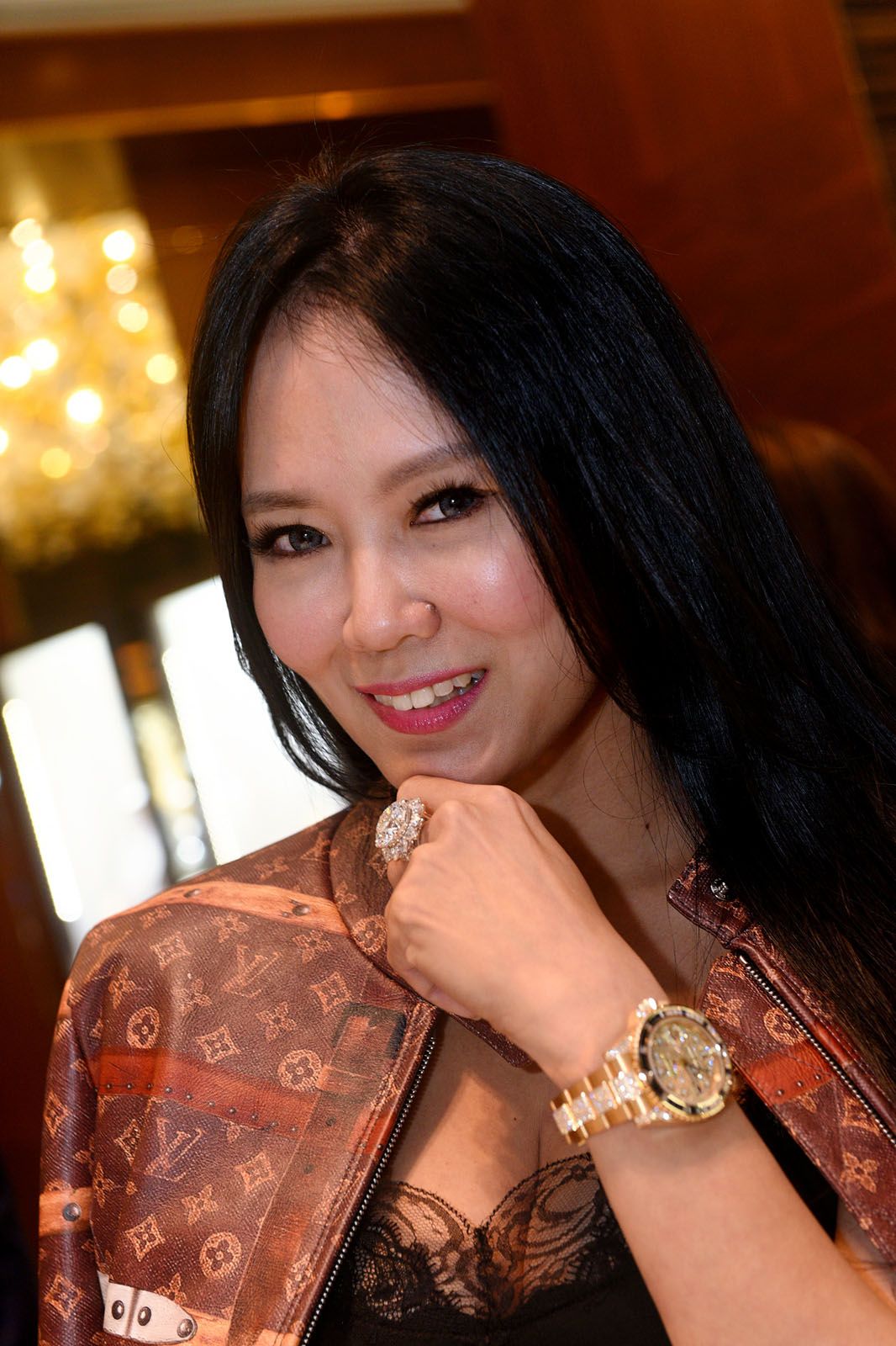 Graff Flies In A 27-Carat Diamond From The Lesotho Promise Collection ...