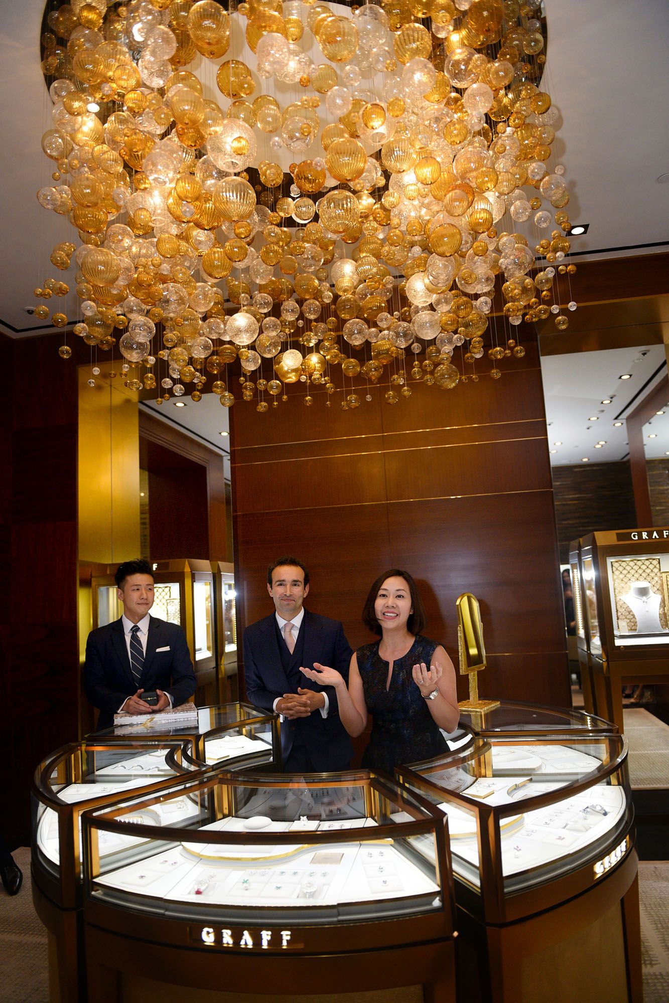 Graff Flies In A 27-Carat Diamond From The Lesotho Promise Collection ...