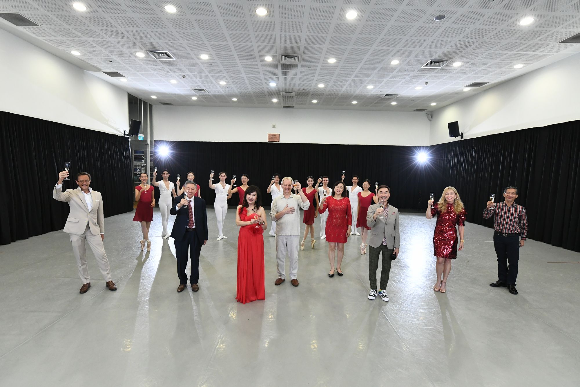 Dance Patrons Come Together For Singapore Dance Theatre’s Virtual ...