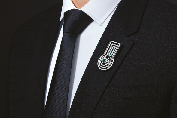 The Most Beautiful Luxury Brooches to Wear and Make a Statement With ...