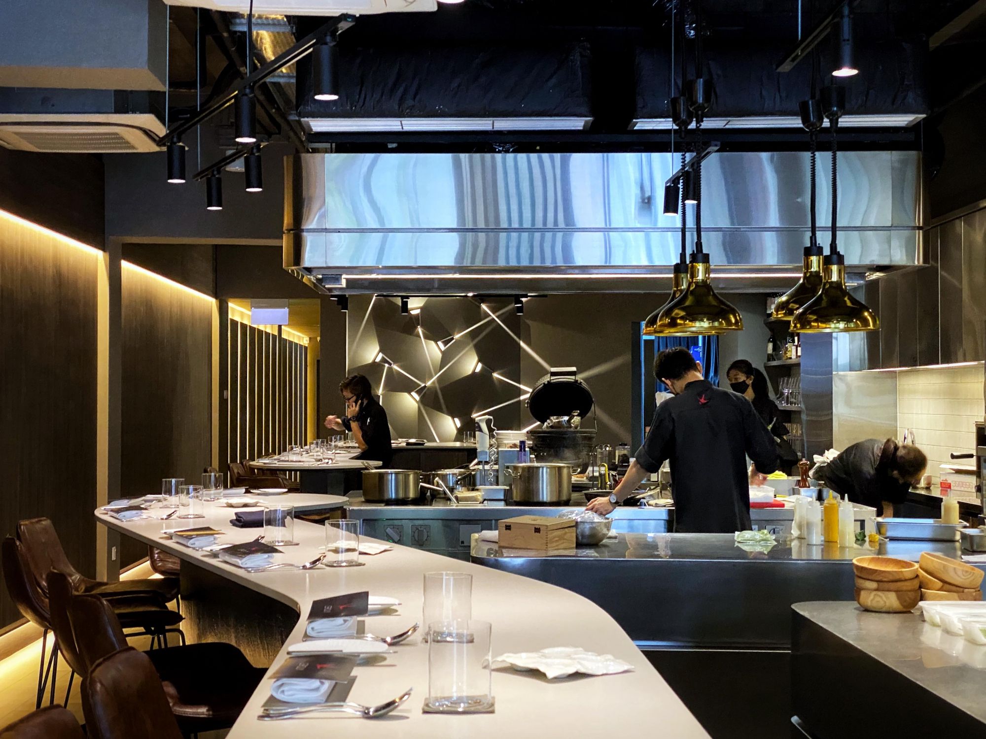 How Chef-Restaurateur Willin Low Found the Confidence to Design a ...