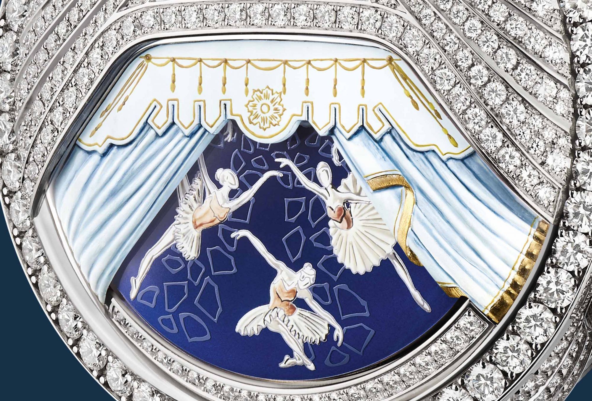 首枚結合音樂與動畫的腕錶！Van Cleef & Arpels讓芭蕾舞伶在錶盤上舞出經典舞劇 | Tatler Asia