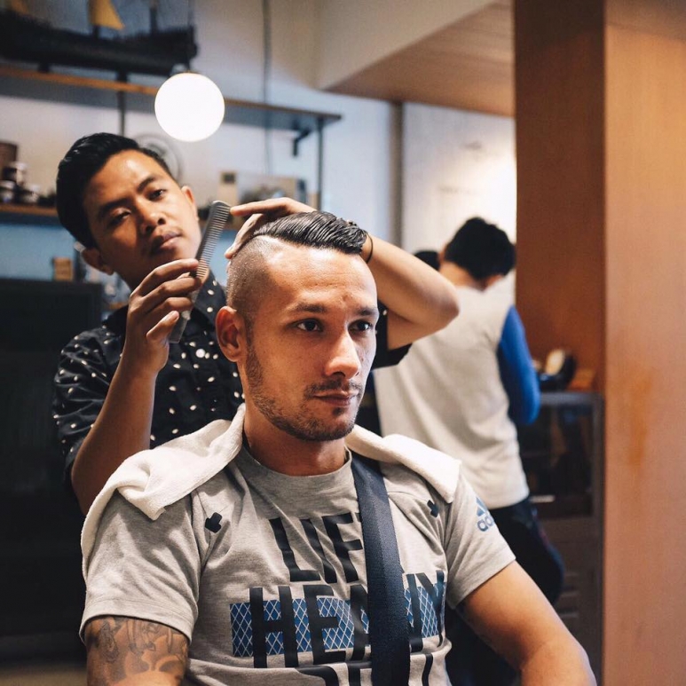 8 Trendy Barbershops In Jakarta That Offer Dapper Grooming You Always ...