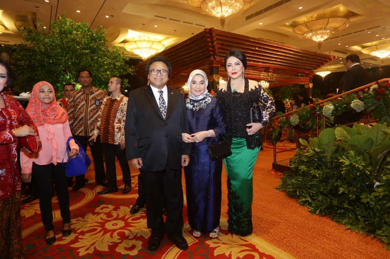 Exclusive Photos: Adinda Kuntadi and Bethaditya Winarno's Traditional ...