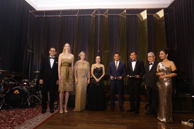 Exclusive Photos: Quintessentially Hosts Delightful Evening Soirée ...