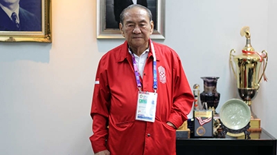 Billionaire Michael Hartono Receives A Generous Bonus For His Winning ...