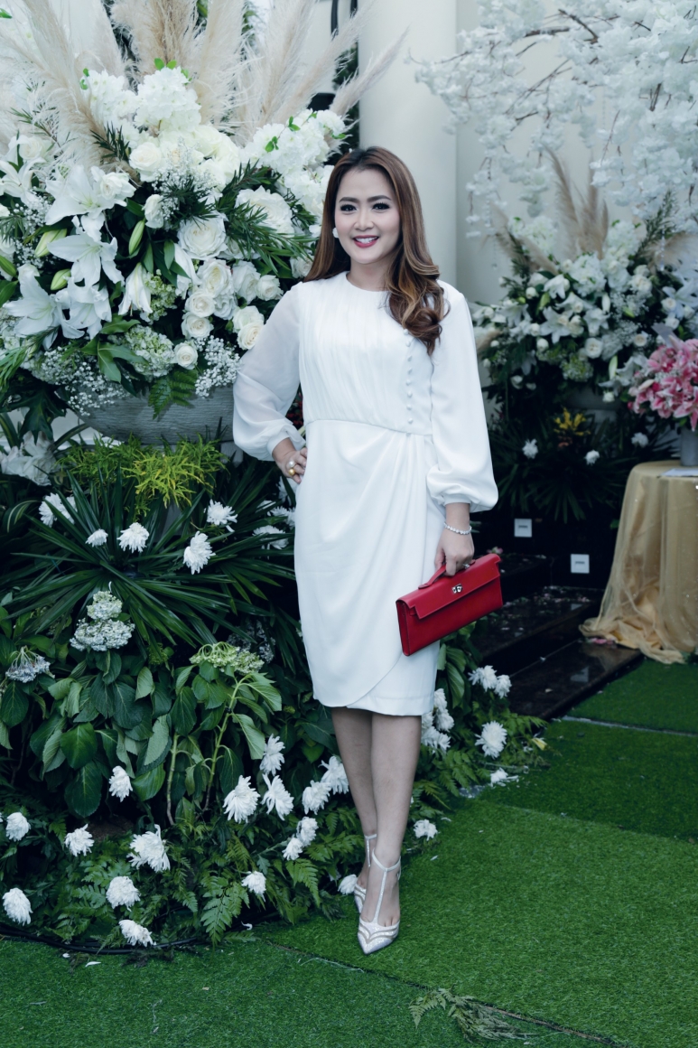 Drg. Devya Linda Celebrates Her Birthday And Introduce Her New Clinic ...