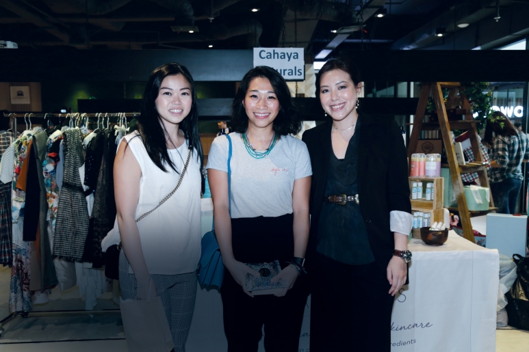 Tunggadewi And Pansophia Foundations Host A Charity Bazaar "Big Sale ...