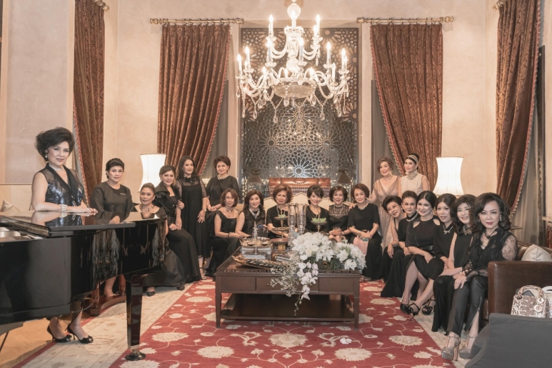 Exclusive Photo: Azza Dina's Exclusive Birthday Dinner At De Soematra ...