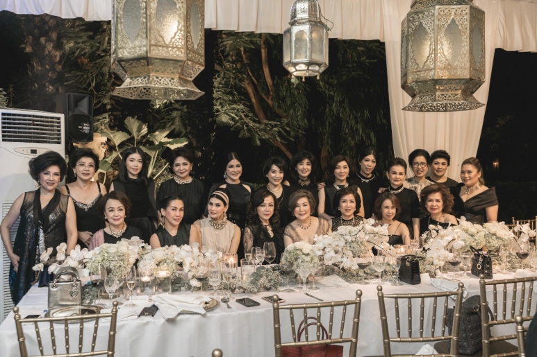 Exclusive Photo: Azza Dina's Exclusive Birthday Dinner At De Soematra ...