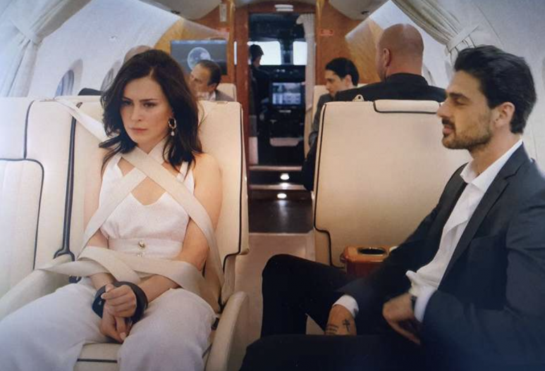 Menempati Posisi Teratas Film Popular Netflix, Berikut Ulasan Film ‘365 ...