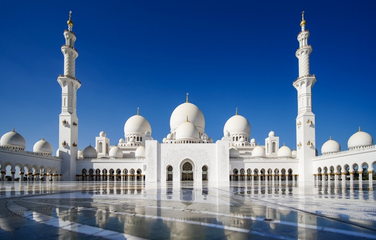 8 of The World’s Most Beautiful Mosques | Tatler Asia