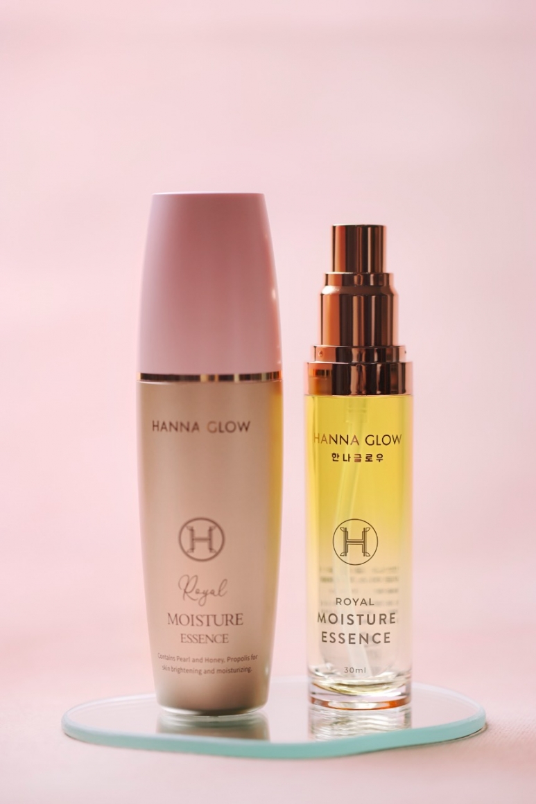 Hanna Glow Royal Moisture Essence: Rahasia Di Balik Kulit Wajah Sehat dan Bercahaya | Tatler Asia