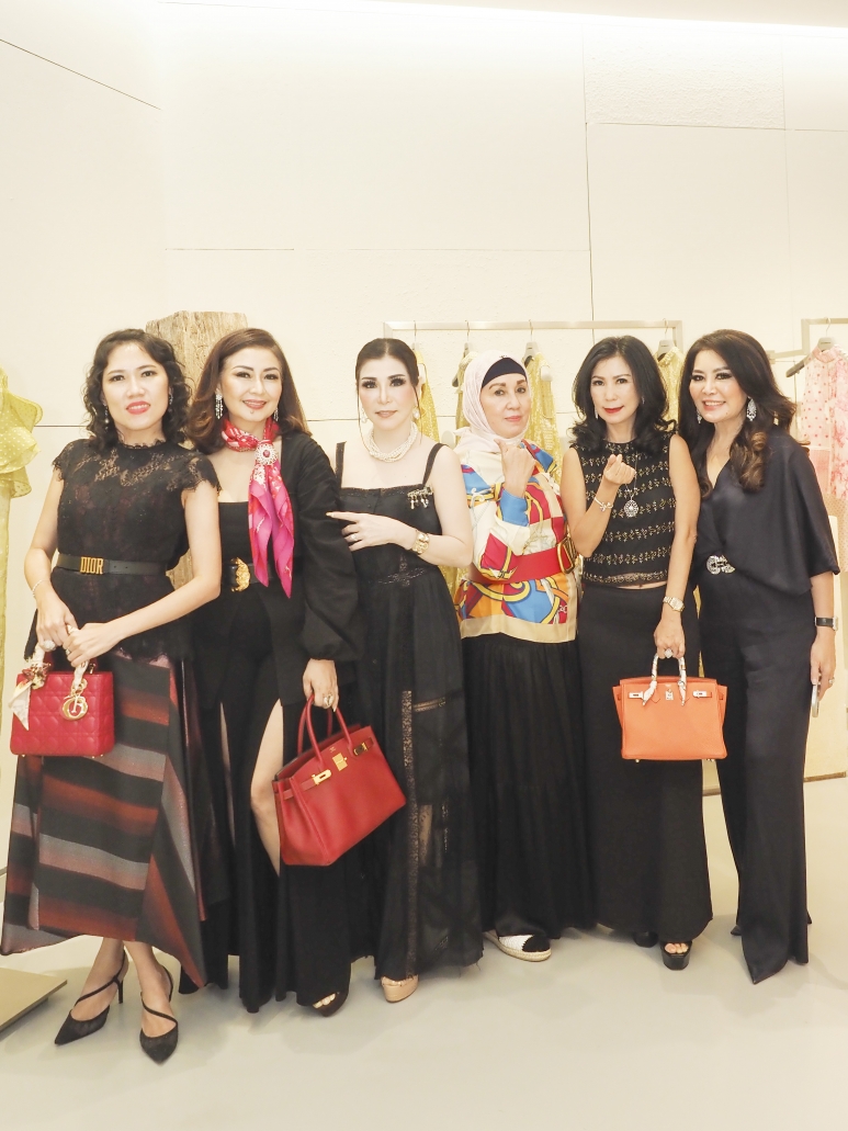 Plaza Indonesia Welcomes The First Flagship Store of Sapto Djojokartiko ...