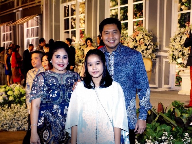 The Magnificient Wedding of Roy Gunawan Yohanes and Olivia Natassja ...