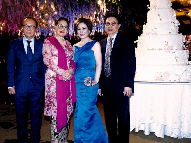 The Magnificient Wedding of Roy Gunawan Yohanes and Olivia Natassja ...