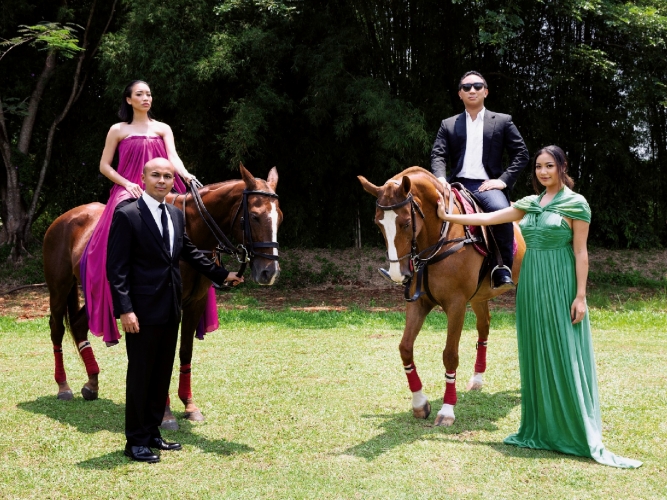 The Fantastic Four and Their Stylish Equestrian-inspired Ensemble ...