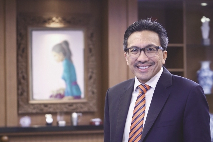 Growing Giant: Bussines Talk with Tigor M. Siahaan, the President ...
