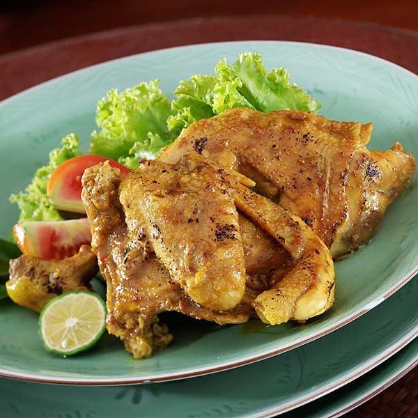 6 Restaurants In Jakarta Celebrating Peranakan Fusion Cuisine | Tatler Asia