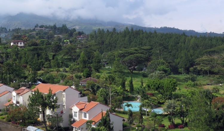 6 Restaurants In Puncak That Offer Gorgeous Views | Tatler Asia