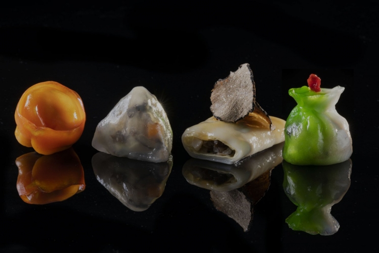 Experience The Ancient Chinese Culinary Ritual Of Dim Sum At Hakkasan ...